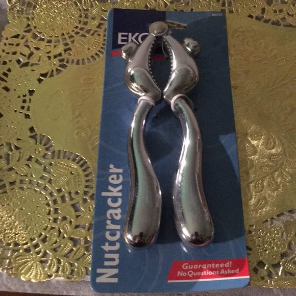 Ecko Unlimited | Kitchen | Nwt Ecko Nutcracker Squirrel Design | Poshmark